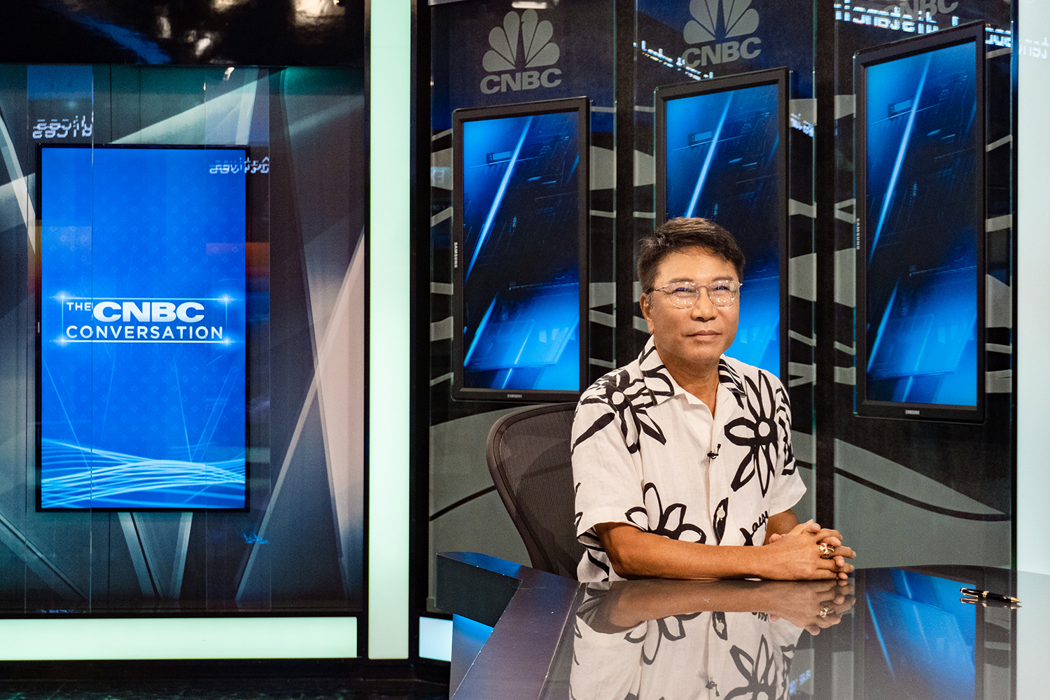 โปรดิวเซอร์ ‘ซูมาน ลี’ ให้สัมภาษณ์กับรายการ ‘THE CNBC CONVERSATION’ ของ ...