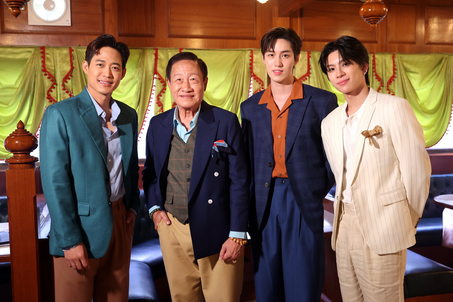 “กึ้ง-เฉลิมชัย” ดึง “ตู่-ต่อ-ไทแทน” รับบทพระเอกเอ็มวีเพลง “เทพบุตรในฝัน ...