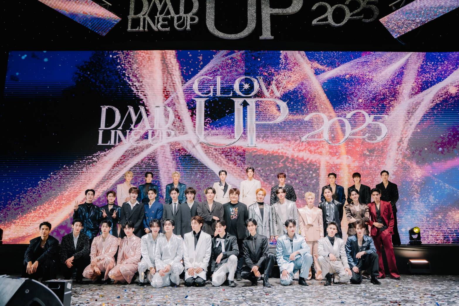 สุดอลังการ “ดูมันดิ” เสิร์ฟความยิ่งใหญ่ในงาน DMD LINE UP 2025+ “GLOW UP ...