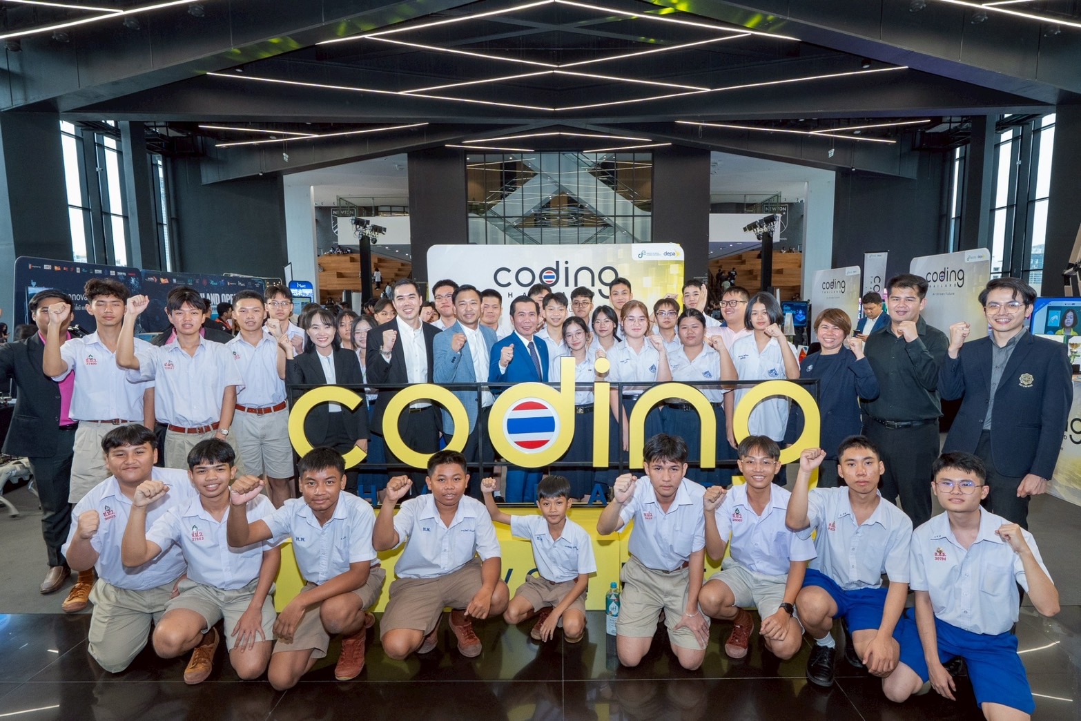 ดีป้า เดินหน้ายกระดับทักษะ Coding เยาวชนไทยต่อเนื่องผ่านโครงการ “Coding Thailand 2025: AI-Driven ...