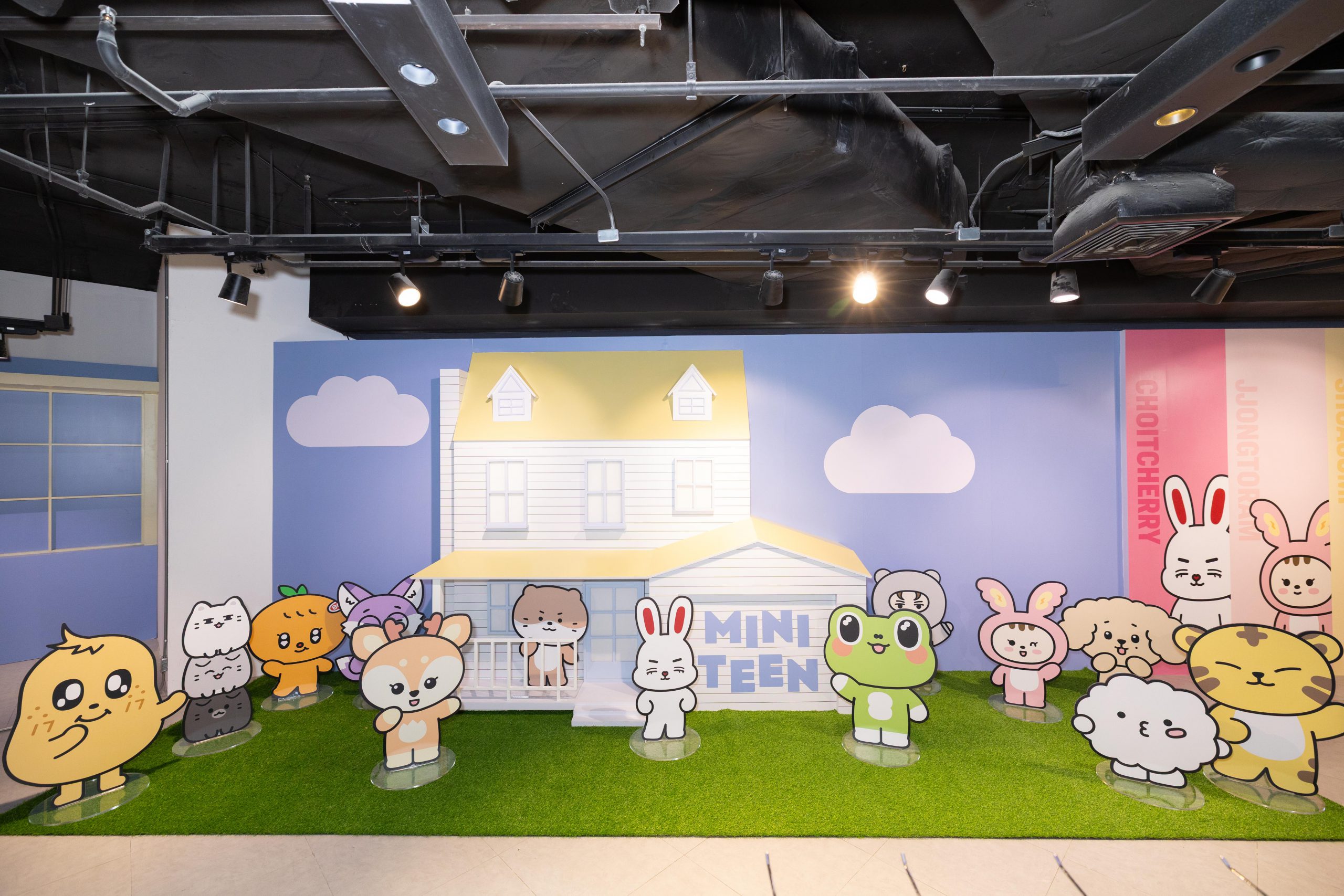เปิดโลกสุดน่ารักจากจักรวาลของ SEVENTEEN “ SEVENTEEN Official Character ...